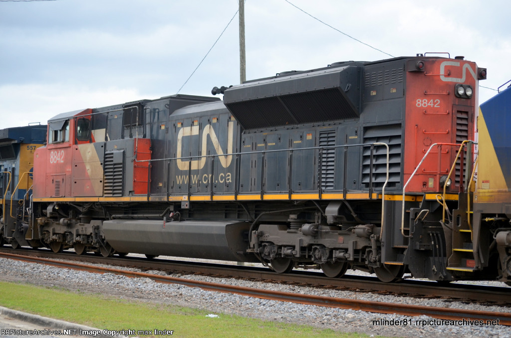 CN 8842